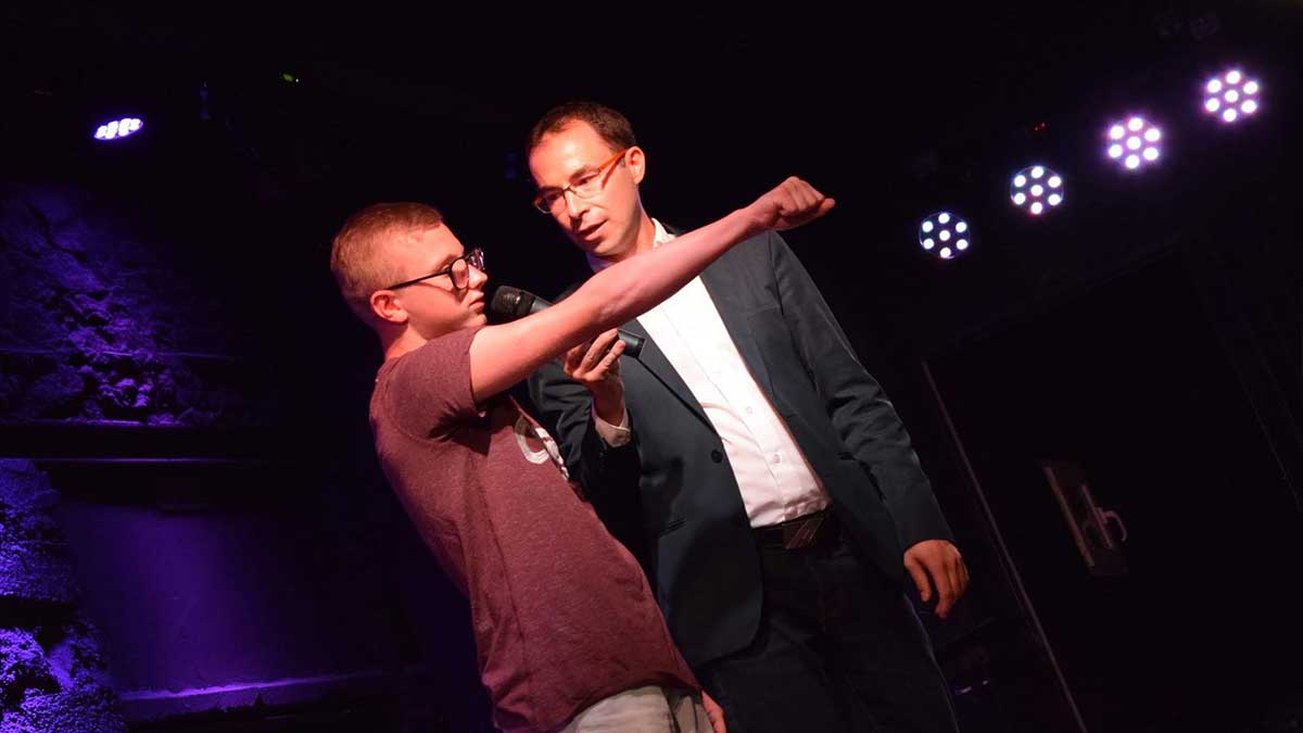 Stage pour apprendre l’hypnose de spectacle - Steven Magicien